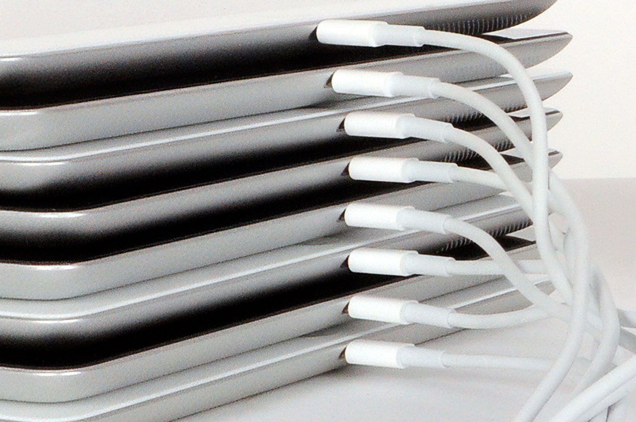 Desktop USB-C 16-port Charge & Sync Station | Multicharge